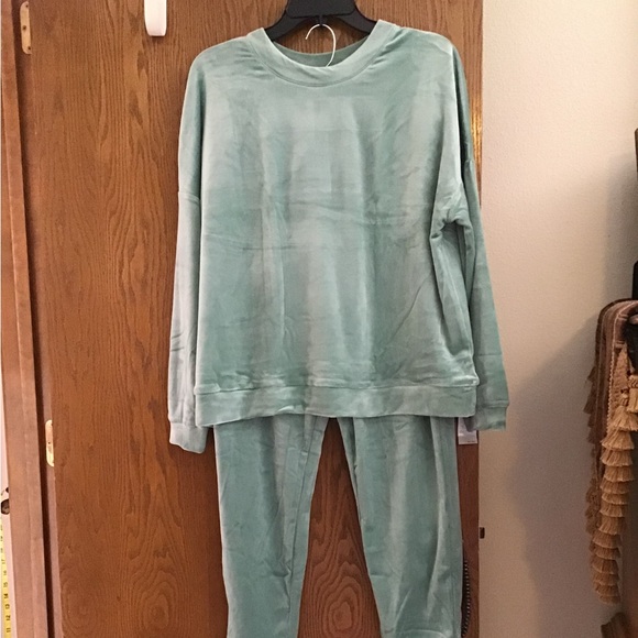 Auden | Intimates & Sleepwear | Auden Green Pajama Set Plush Comfort ...